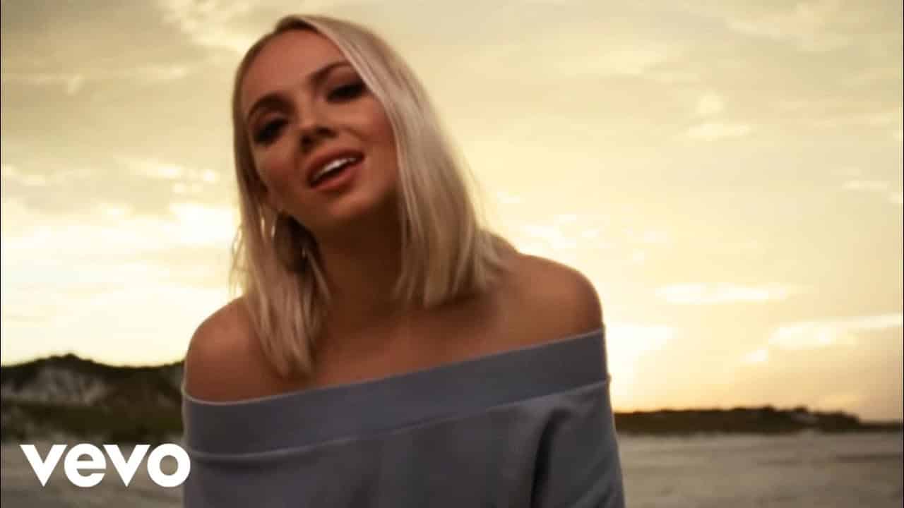 Danielle Bradbery Drops "Goodbye Summer" Video Ft Thomas Rhett