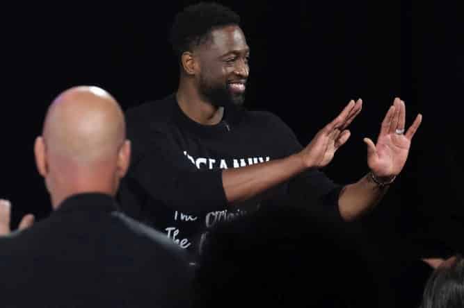 Dwyane Wade Readied for AGT, Lindsey Lohan Judge Aus Masked Singer