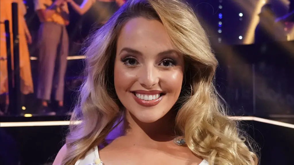 American Idol's Grace Kinstler Teases New Single, Kat McPhee is a Fan!