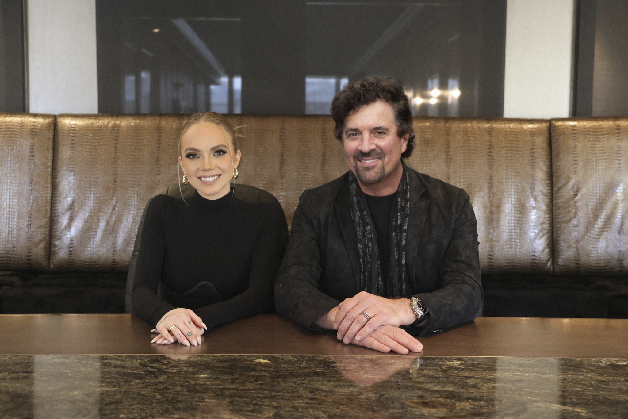Danielle Bradbery Extends BMLG Deal, Derek Hough Nat Geo Series
