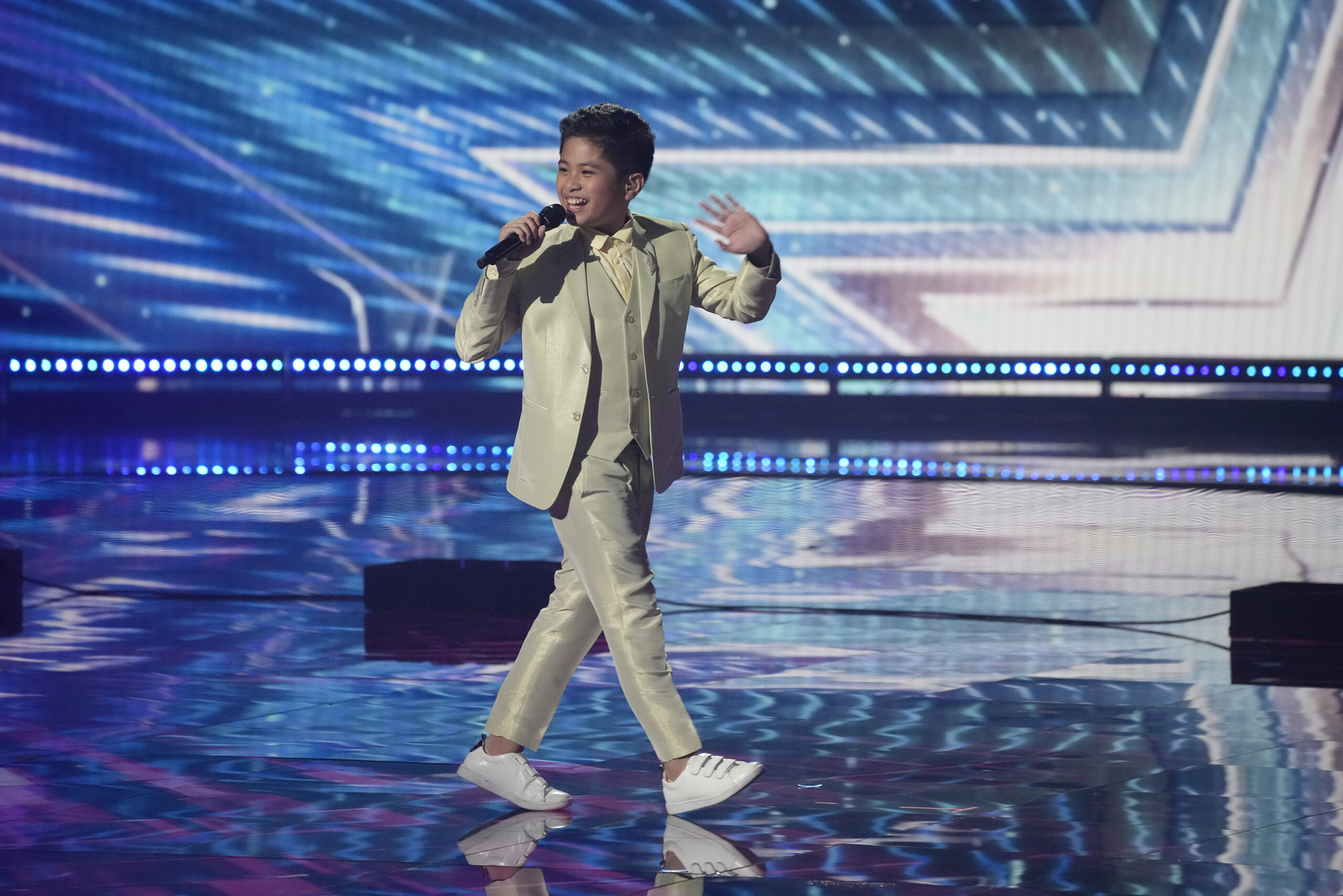 AGT: All Stars - Peter Rosalita Redeems Himself After "Hiccup"