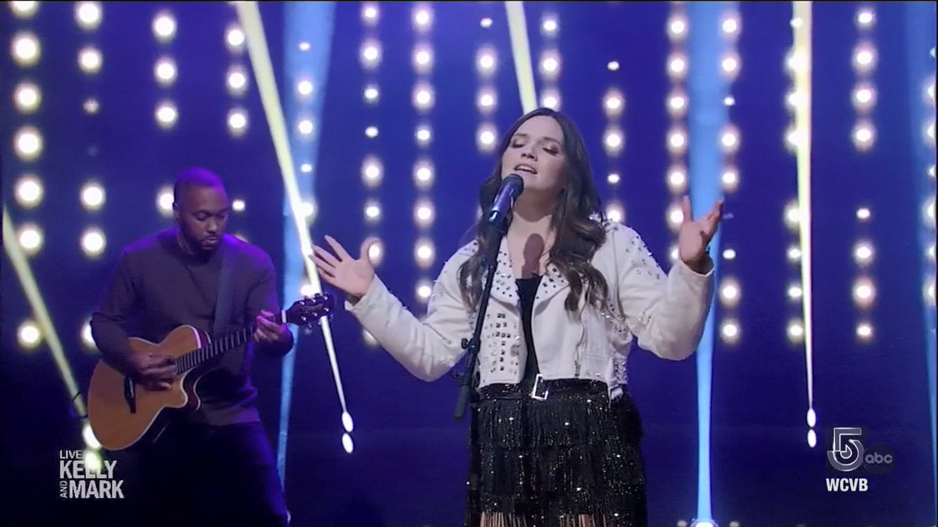 Watch American Idol's Megan Danielle Sings 'Dream Girl' on 'Live'
