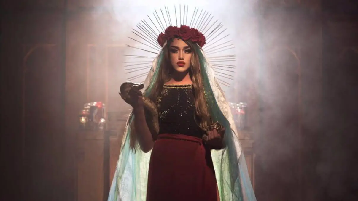 American Idol alum, Adore Delano Comes Out Transgender