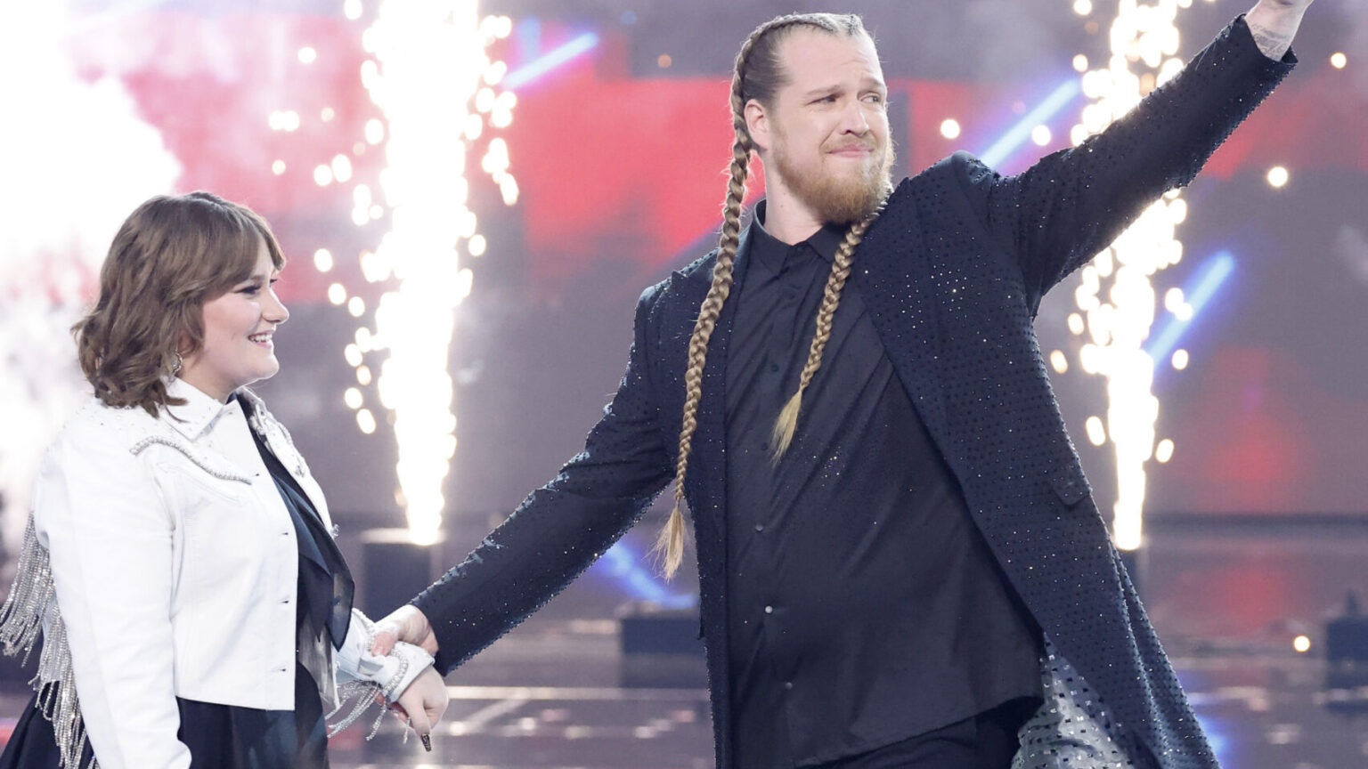 The Voice 24 Finale Winner is Revealed! Results Live Blog (Videos)