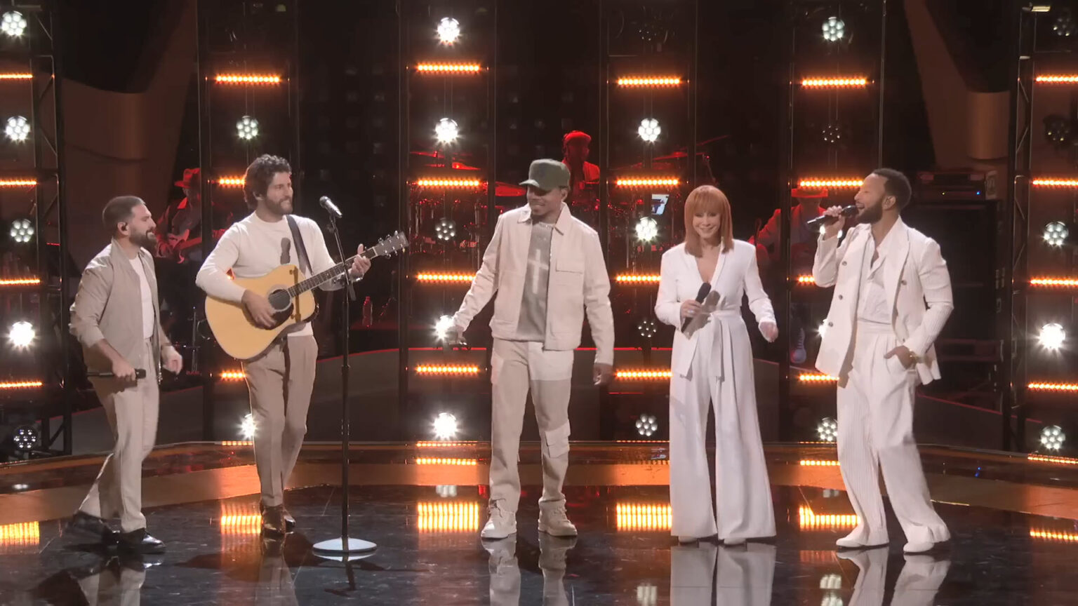 The Voice 25: Watch the Coaches Perform 'Put a Little Love in Your Heart'
