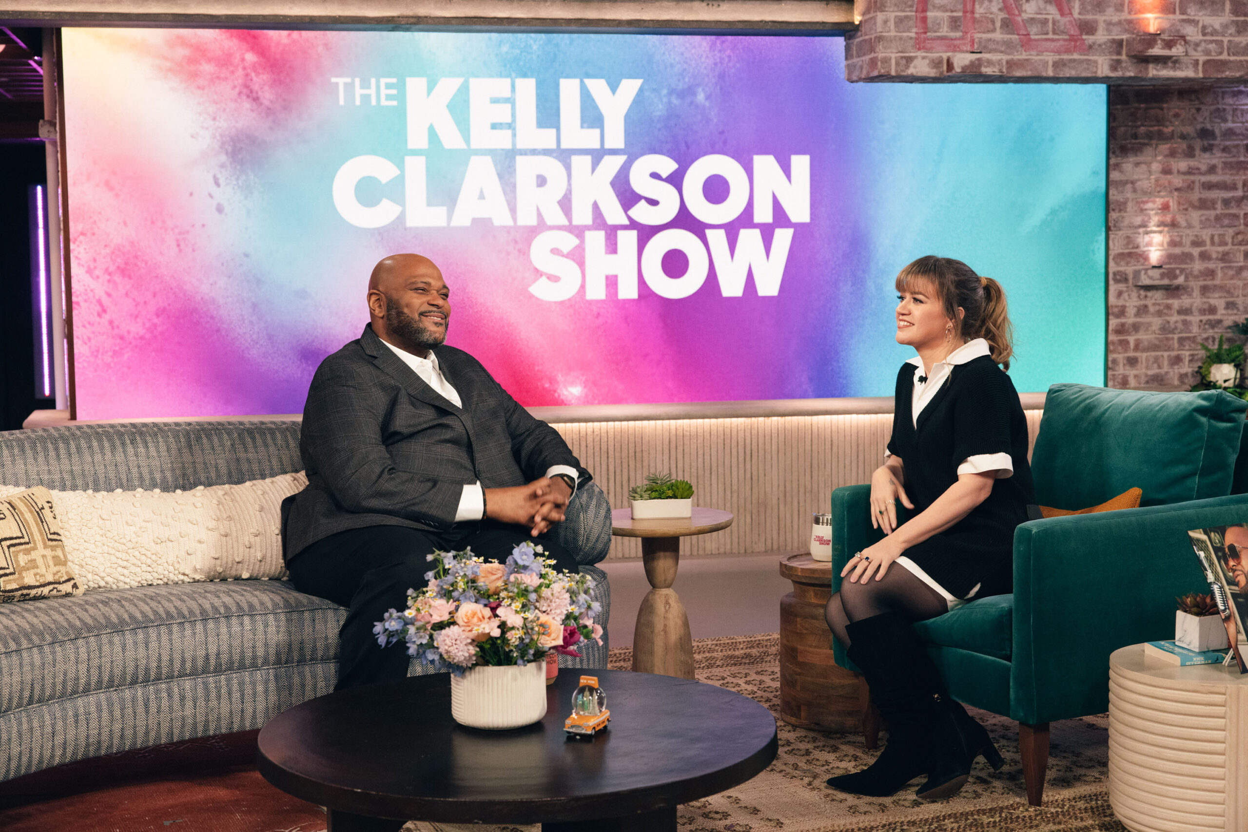 Ruben Studdard performs "Masterpiece" on the Kelly Clarkson Show (Video)
