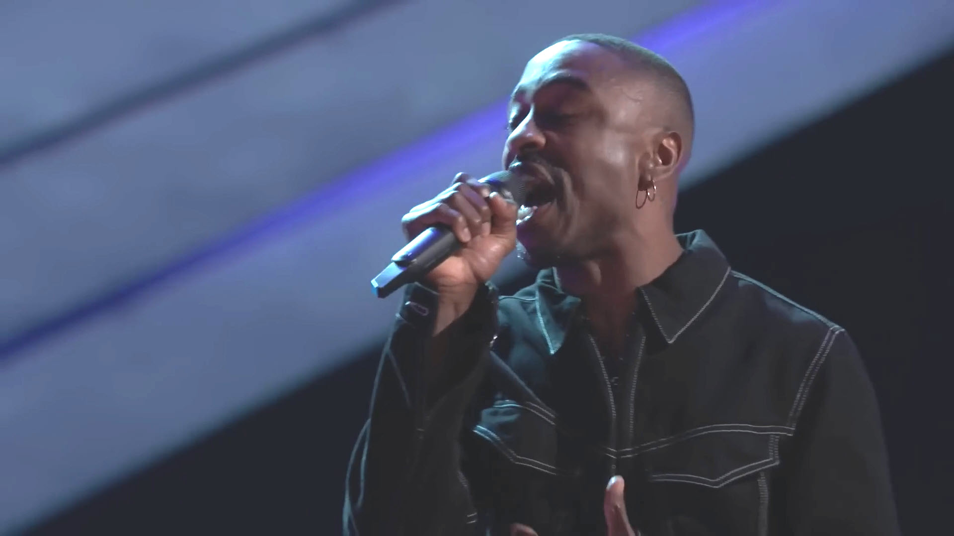 The Voice 26: Cameron Wright Nabs 4-Chairs with Soulful Streisand Cover