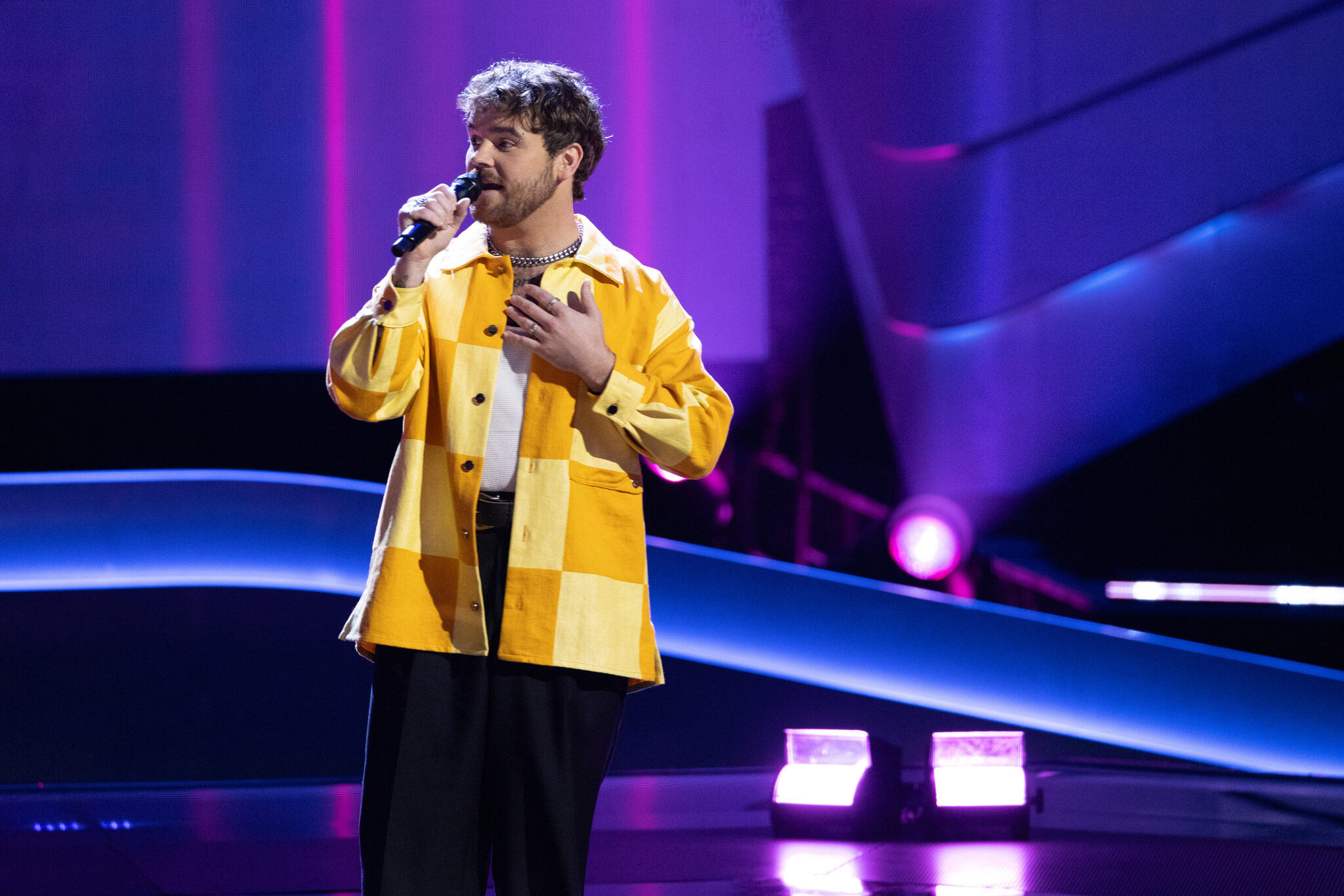 The Voice 27: Watch Conor James 'Special Thing' Nab a 4-Chair Turn