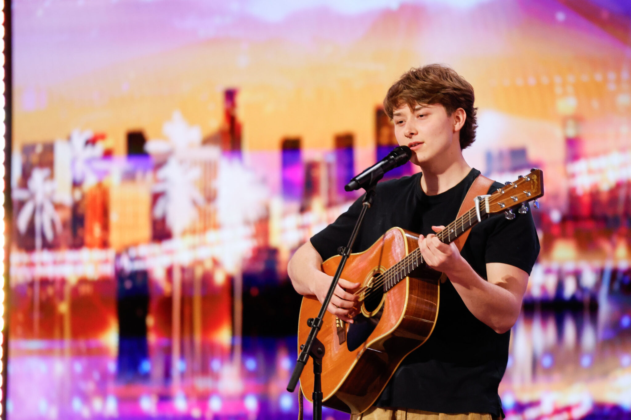 America's Got Talent: Watch Cole Swensen's Emotional 'Viva La Vida'