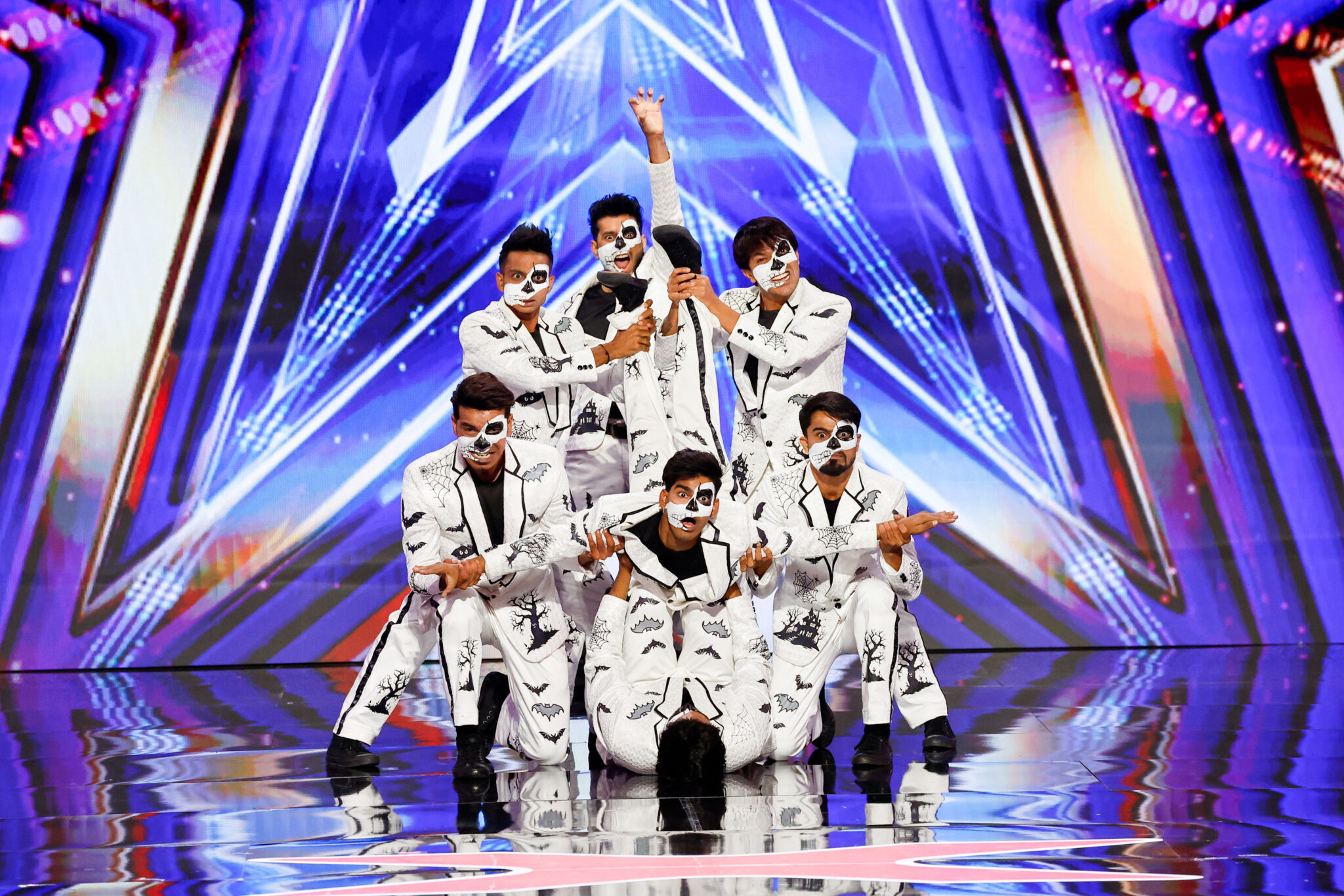 America's Got Talent: Final Golden Buzzer Goes to Unreal Dance Crew